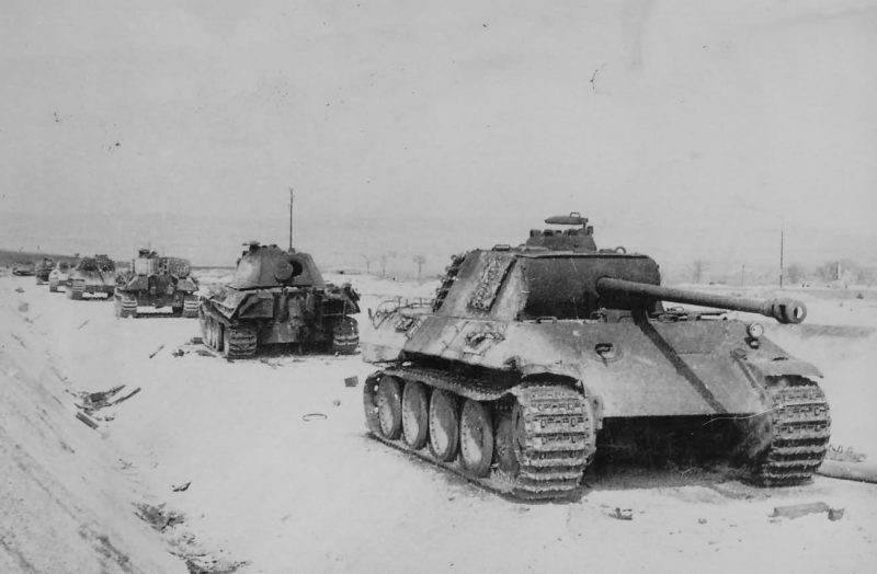 PANZER V – CARRI ARMATI